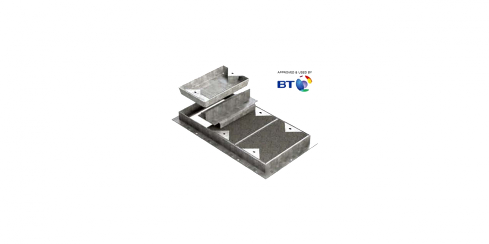 Recessed cover for block paving, 915mm x 445mm clear opening, 86mm fra